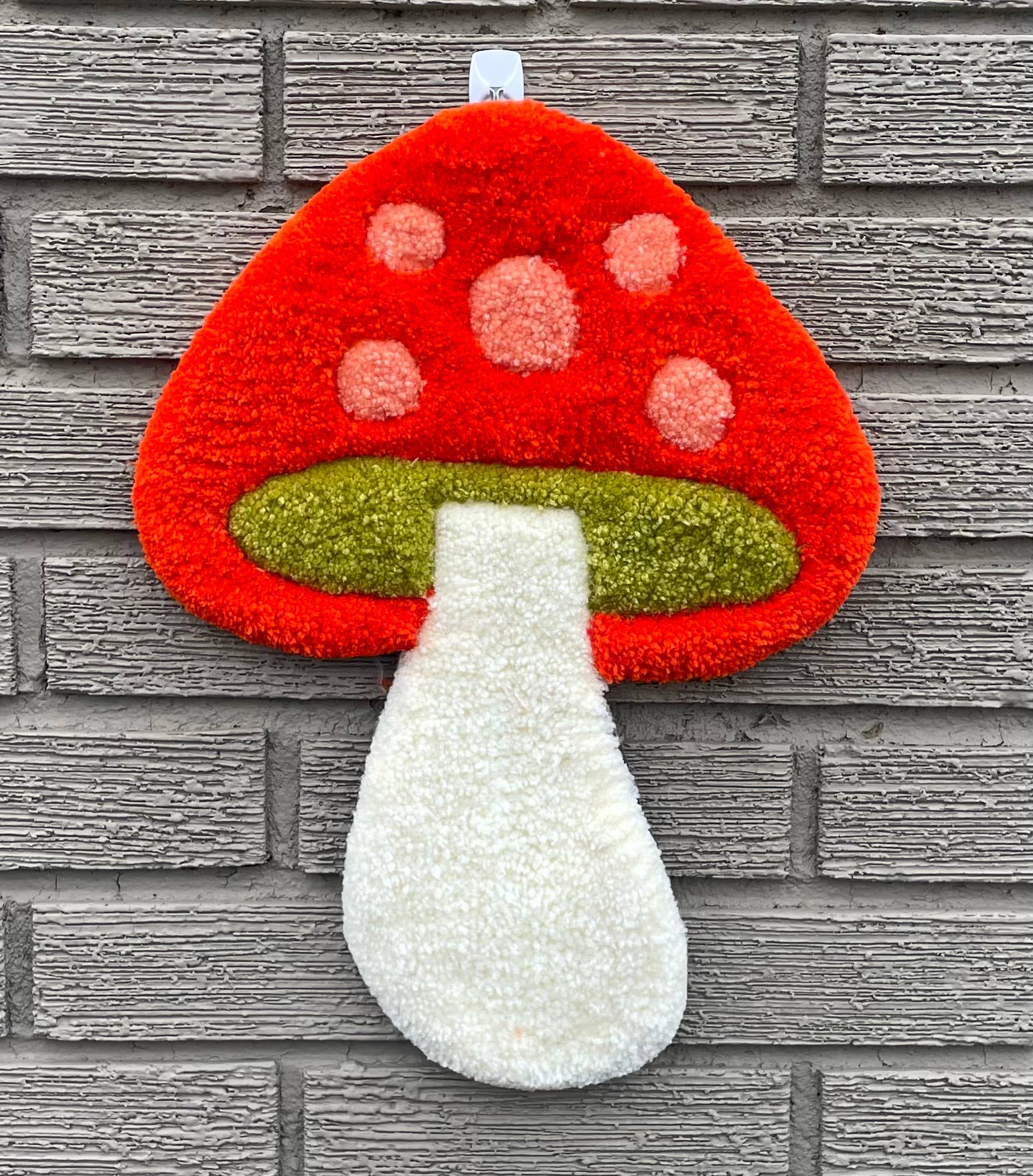 Mushroom Tufted Wall Hanging – Golden Hour Designs